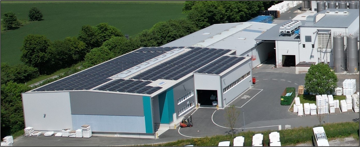 Neue Lagerhalle B mit Hochregallagersystem